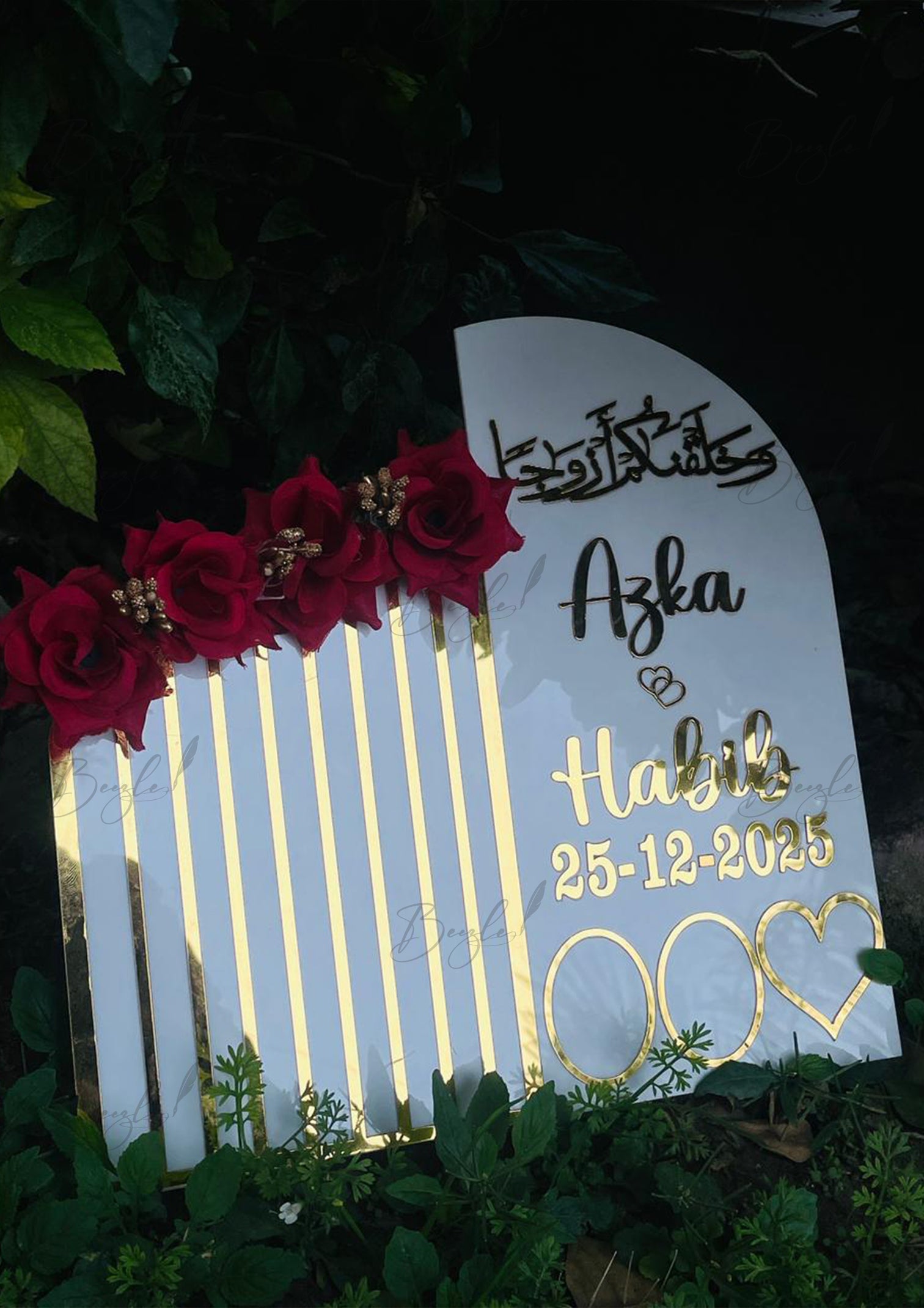 Nikkah Acrylic Thumb Board – A Unique Wedding Keepsake – Beezle Store
